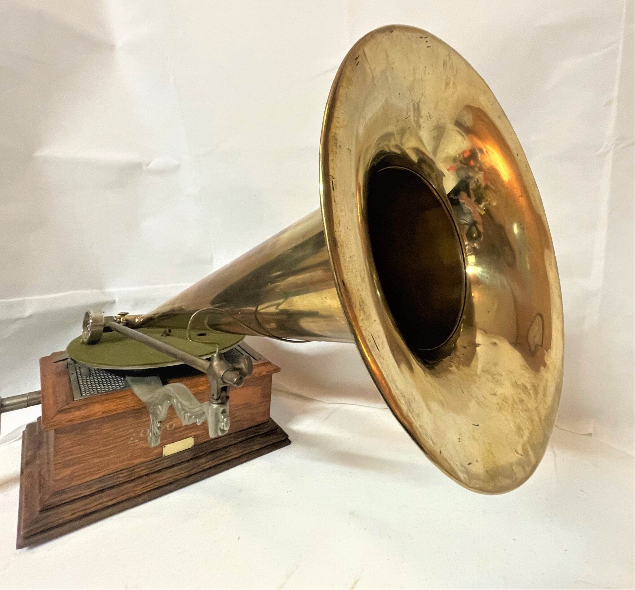Zonophone Model D Front Mount Phonograph LONG HORN! – 4-4 Time