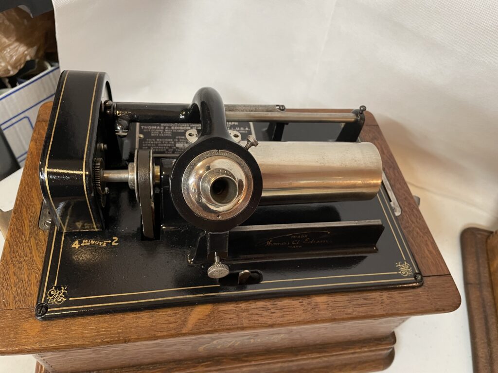 Edison Model “D” Standard Phonograph – 4-4 Time