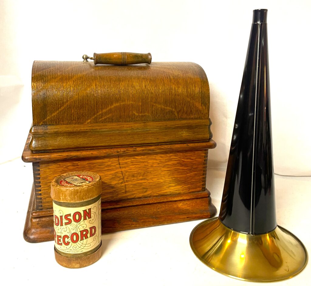 Edison Model “D” Standard Phonograph – 4-4 Time