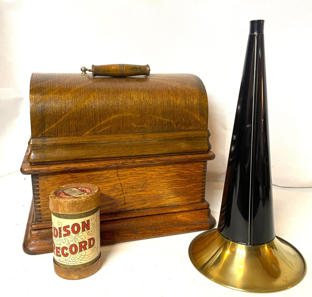 Edison Model “D” Standard Phonograph – 4-4 Time