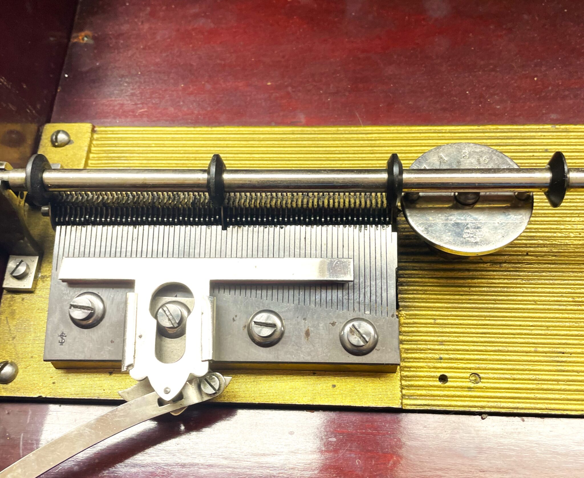 Beautiful Red Mahogany Mira Music Box – 4-4 Time