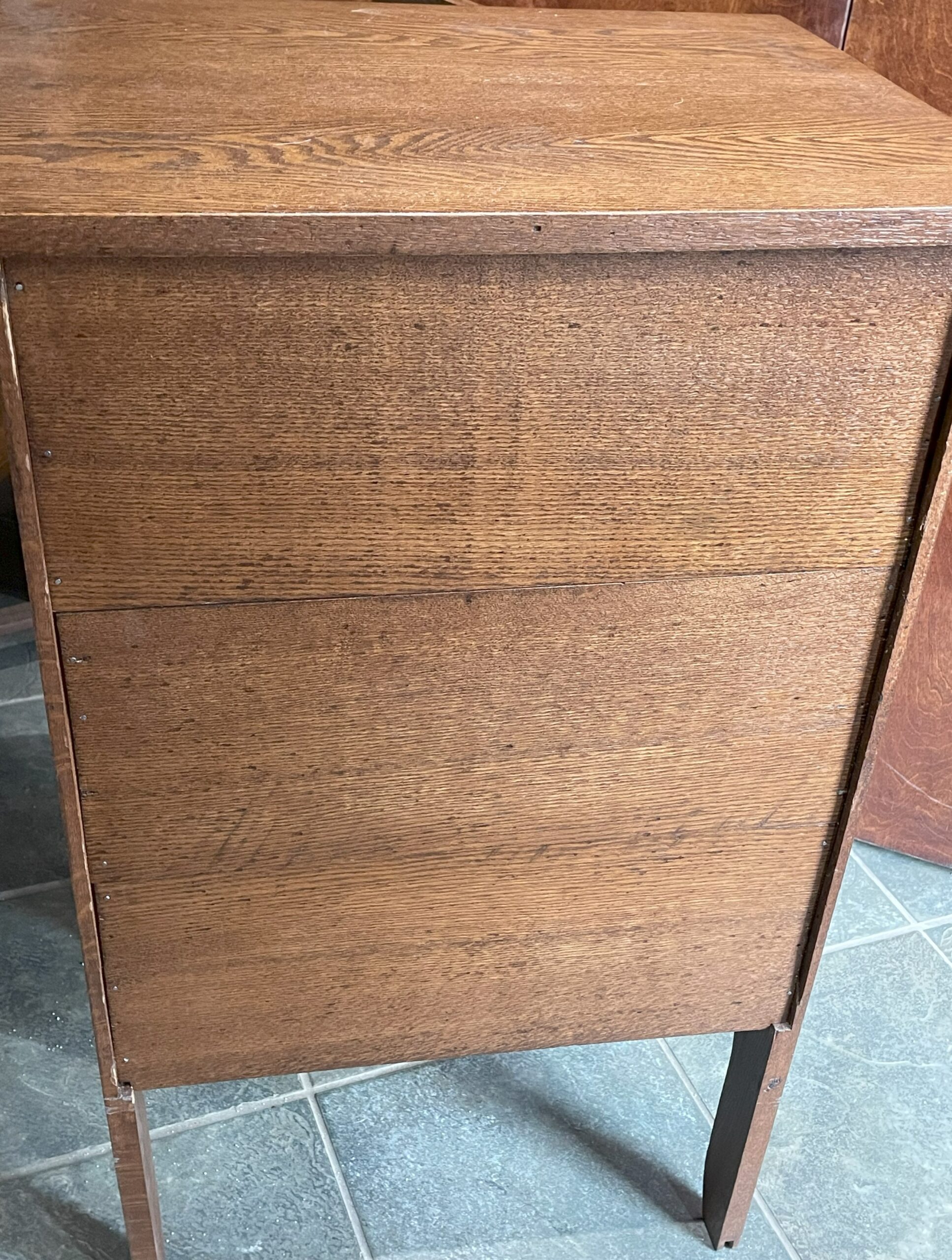 Beautiful Oak “Mission Style” Record Cabinet – 4-4 Time