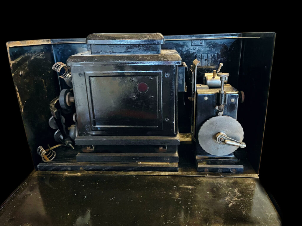 Edison “Home Kinetoscope” Projector… RARE! Early Motion Picture ...