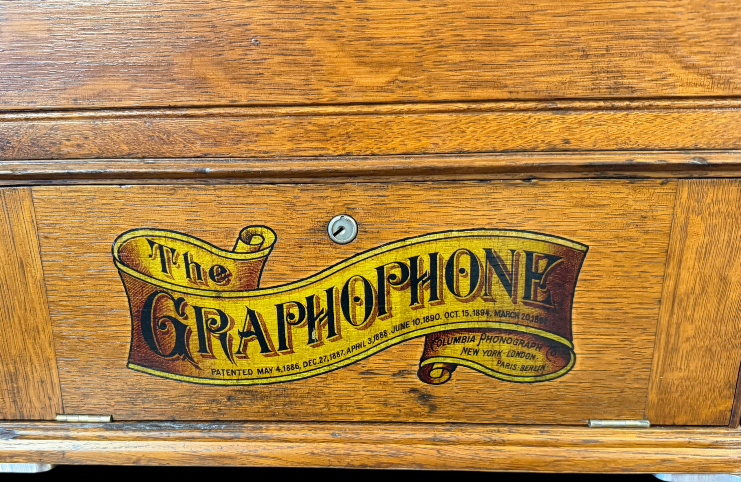 Rare Columbia “S” Series Coin-Operated Phonograph – Early Antique! – 4 ...