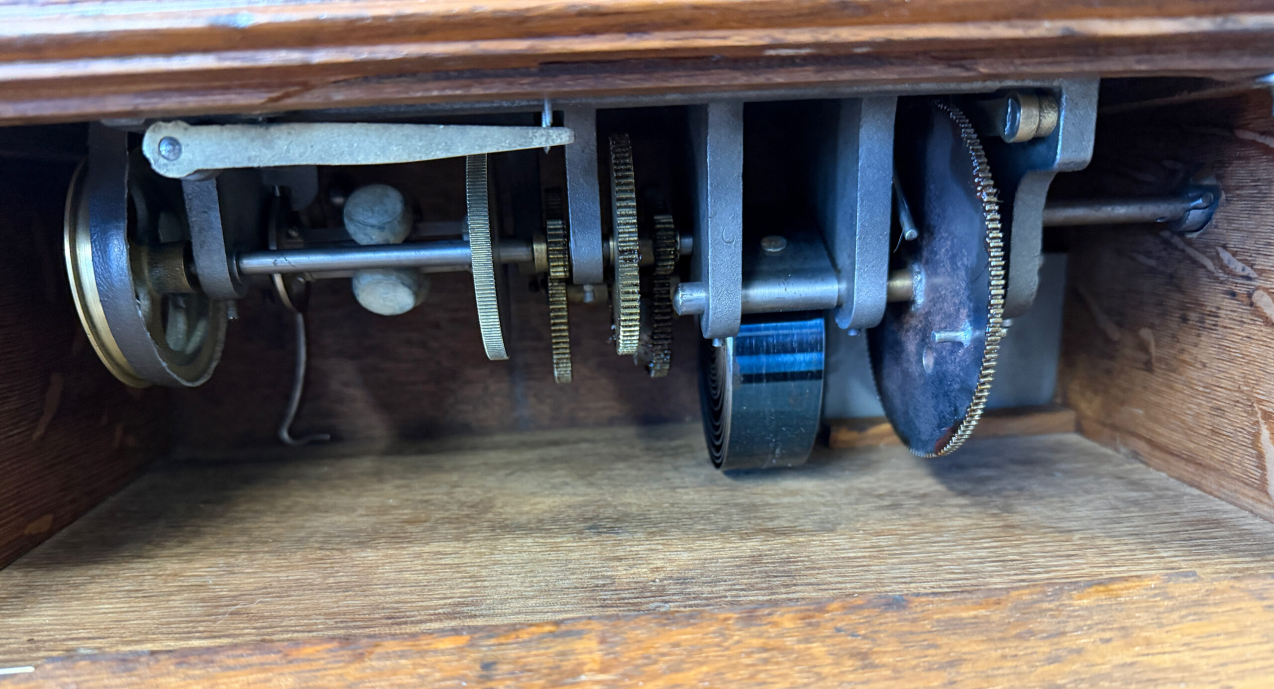 Rare Columbia “S” Series Coin-Operated Phonograph – Early Antique! – 4 ...